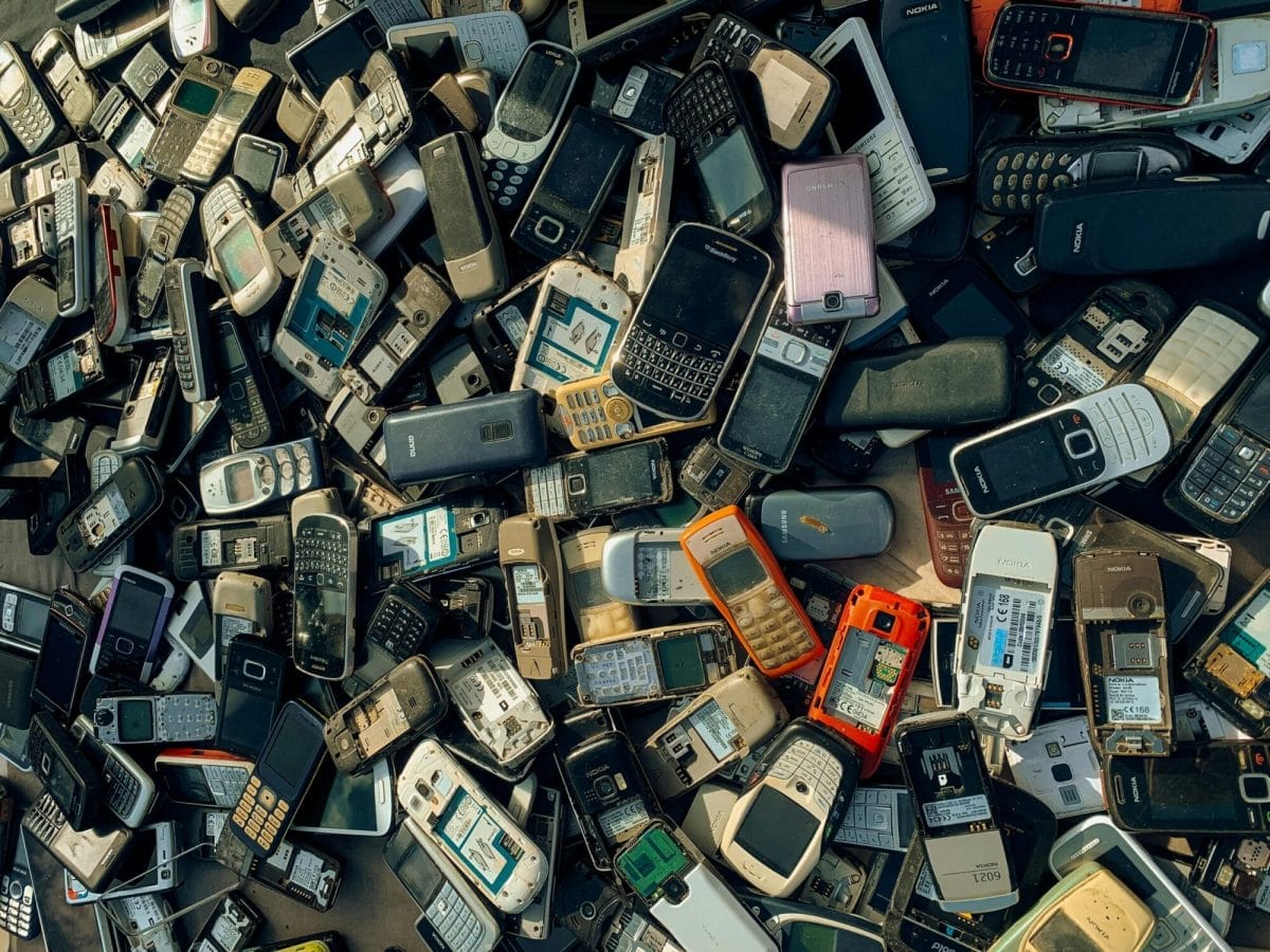Recycle Broken Phones For A Good Cause - Cell Phones For Soldiers
